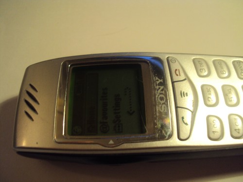 ORIGINAL SONY CMD J70 MADE IN FRANCE MOBILE PHONE VODAFONE 2G,3G,4G | eBay