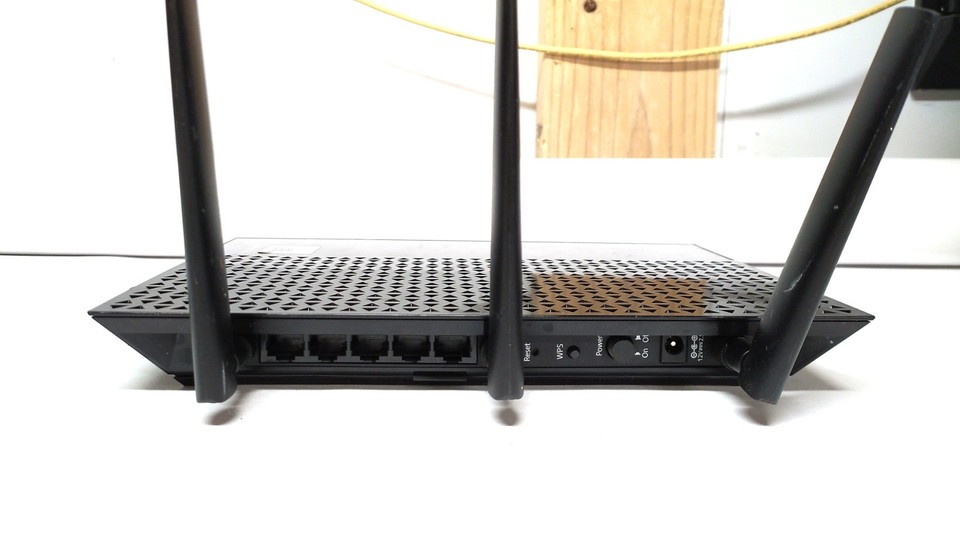 Netgear Nighthawk EX7000 AC1900 WiFi Mesh Wireless Range Extender ...