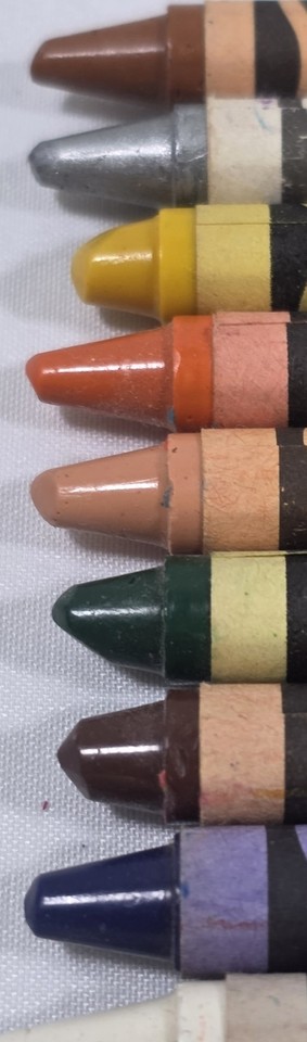 (12) Vintage Crayola Crayons Basic Colors Lot Binney & Smith Made In ...