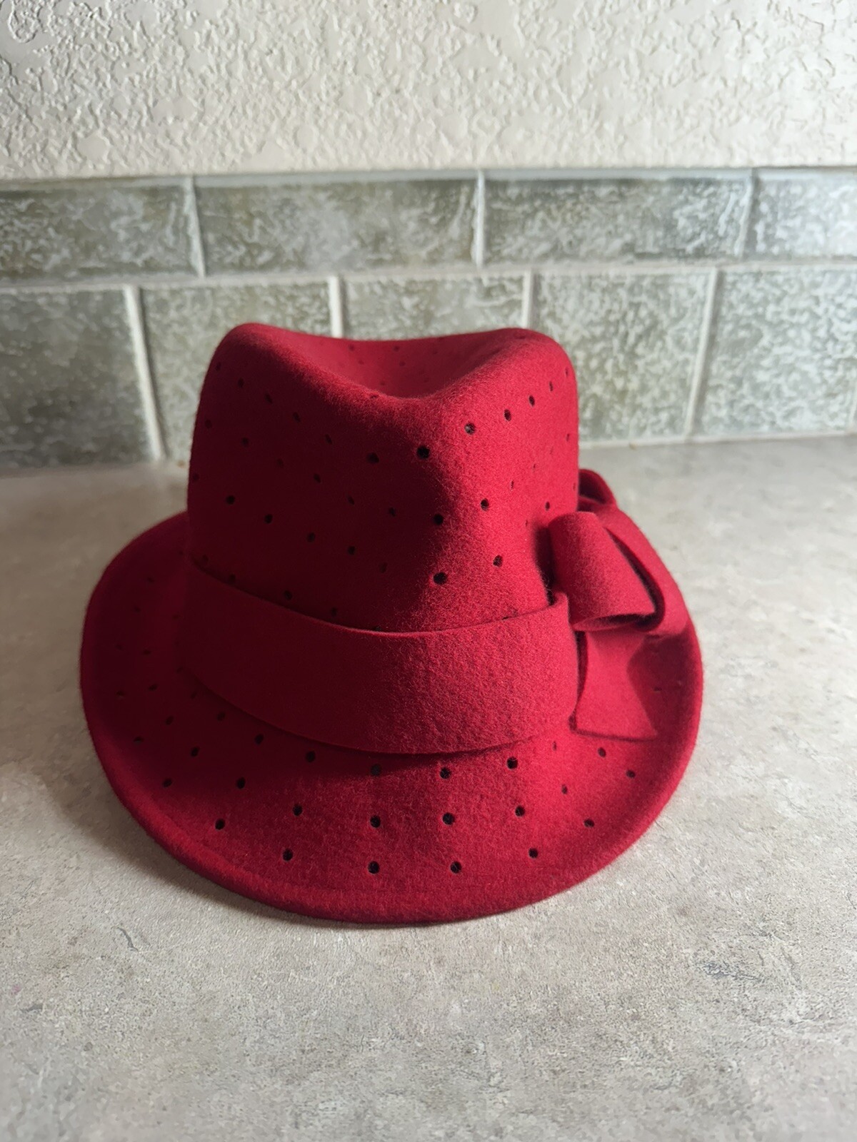 Midnight Velvet Wool Fedora Women's One Size Fits Red Perforated Bow ...