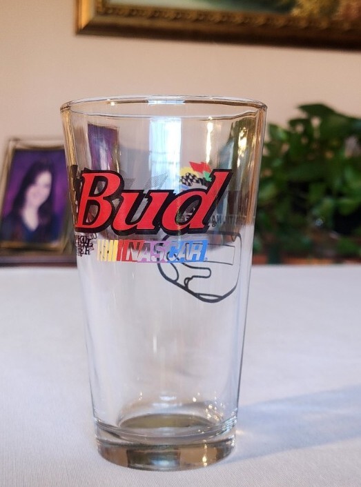 Budweiser Daytona International Speedway NASCAR Bud Pint Beer Glass ...