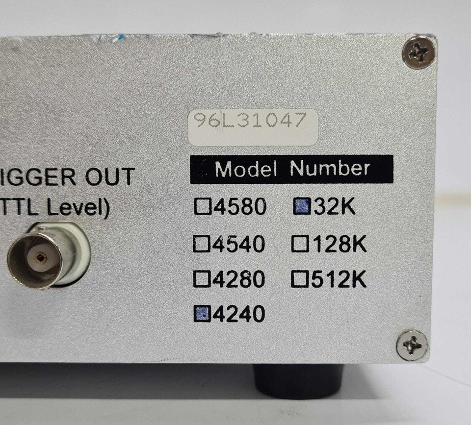 Link Instruments LA4000 Series 40 Channel Logic Analyzer Model 4240 32K ...