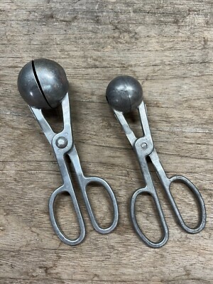 Vintage Pair Aluminum Kitchen Utensils Melon Ball Ballers Round Scoops ...