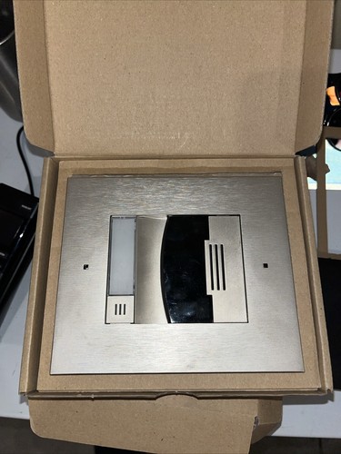 Control4 DS2 Mini Main Unit With Camera (Includes Brushed Silver Flush ...