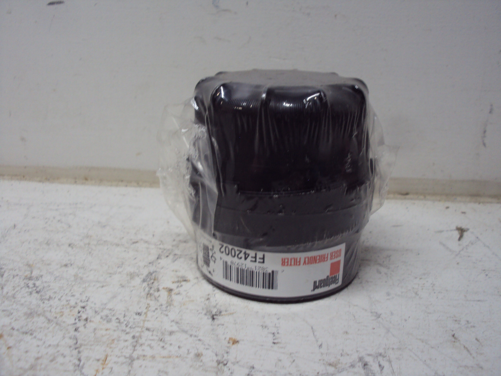 FLEETGUARD FF42002 - Fuel filter cross reference