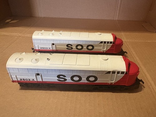 Lot of 2 AHM Ho Scale Locomotives Soo Line 2503-A. DC only. | eBay
