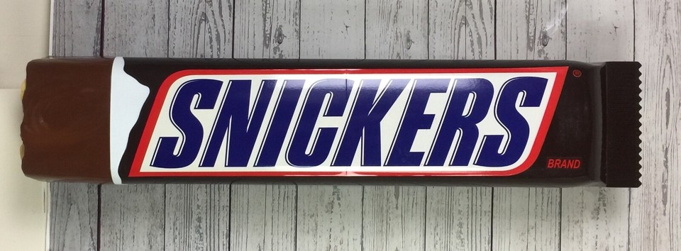 Snickers Candy Bar 3D Plastic Wall Hanging Store Display RARE Free Ship ...