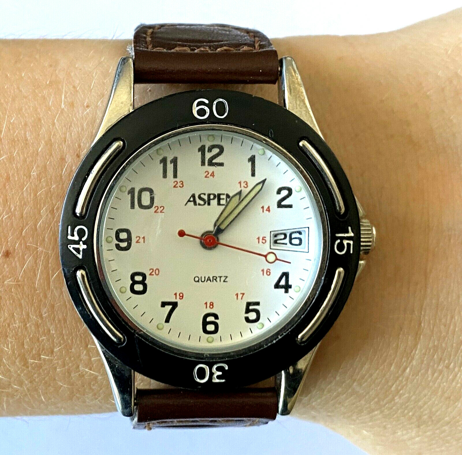 Aspen F-JABDG Quartz Date White Dial Men's Wrist Watch Runs New Battery ...