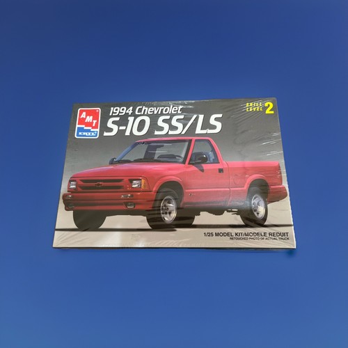 AMT Chevrolet S-10 SS/LS 1/25 Plastic Model Kit | eBay