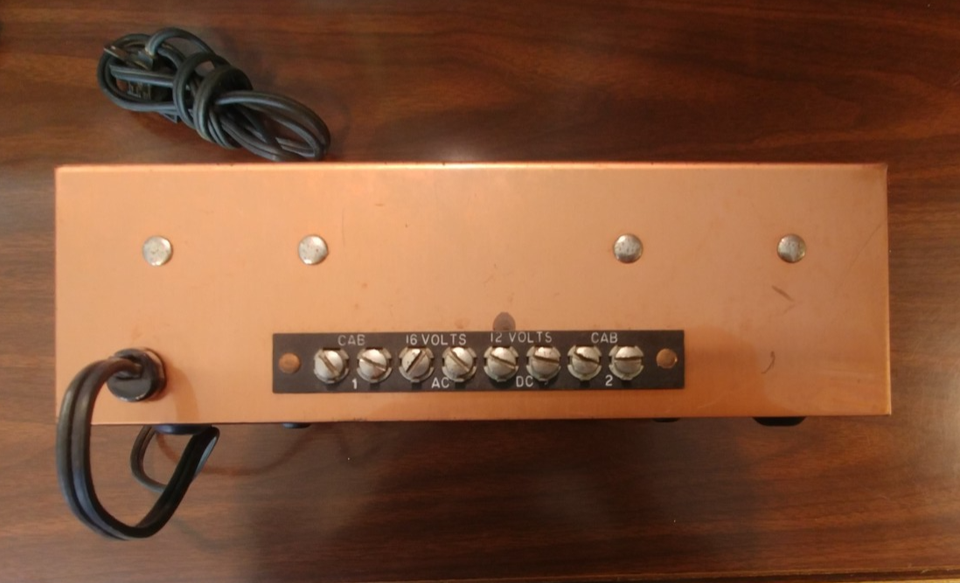 MRC Dual Loco Pack Model 700 Model Railroad Transformer UNTESTED: For ...