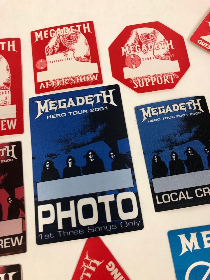 18 x Megadeth sticker for Hero RISK HERO Tour satin backstage passes ...
