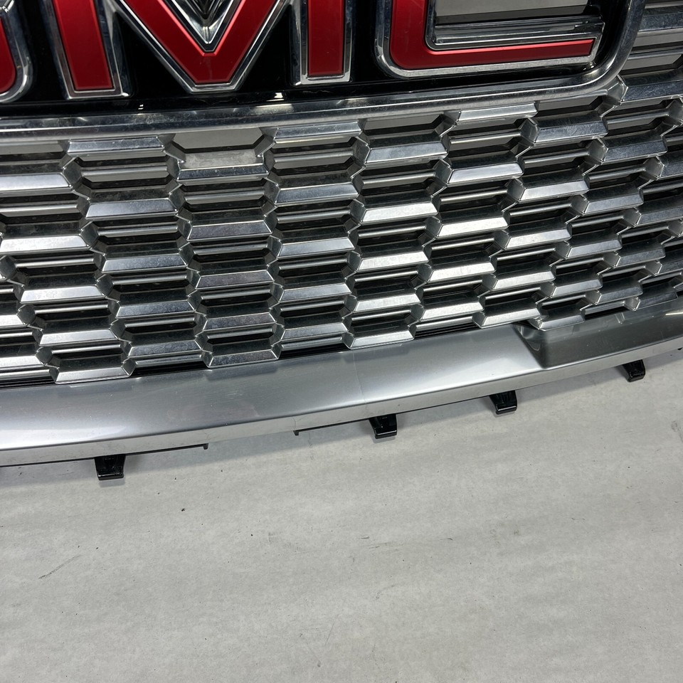 OEM 2021 2022 GMC Yukon Denali Front Grille Galvanized Silver w/ Emblem ...