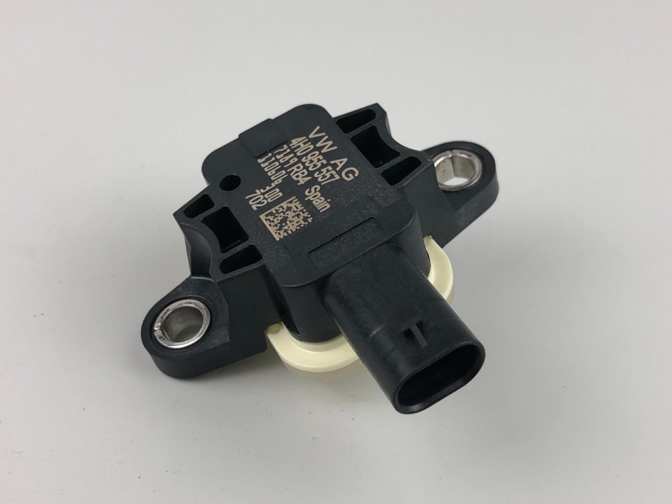 Audi A8 D4 4H SRS Sicherheits-Crash-Impuls-Sensor Einheit 4H0955557 | eBay
