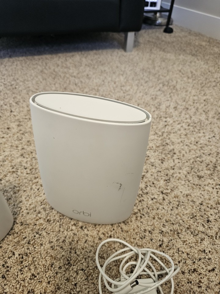 Working Netgear Orbi RBR50 Wi-Fi Router bundle with 2 Satellites + 1 ...