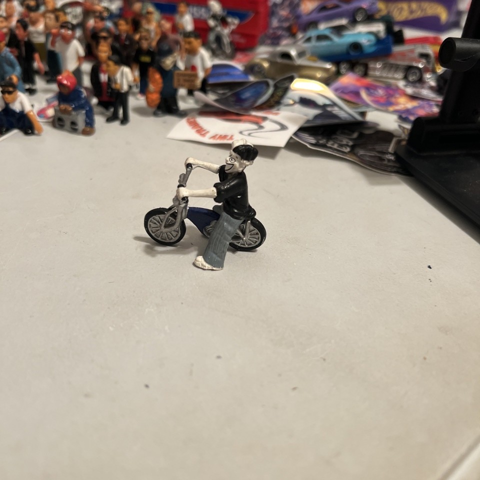 Homies Chasers Clowns on bikes RARE Series 9 - LIL JOKER | eBay