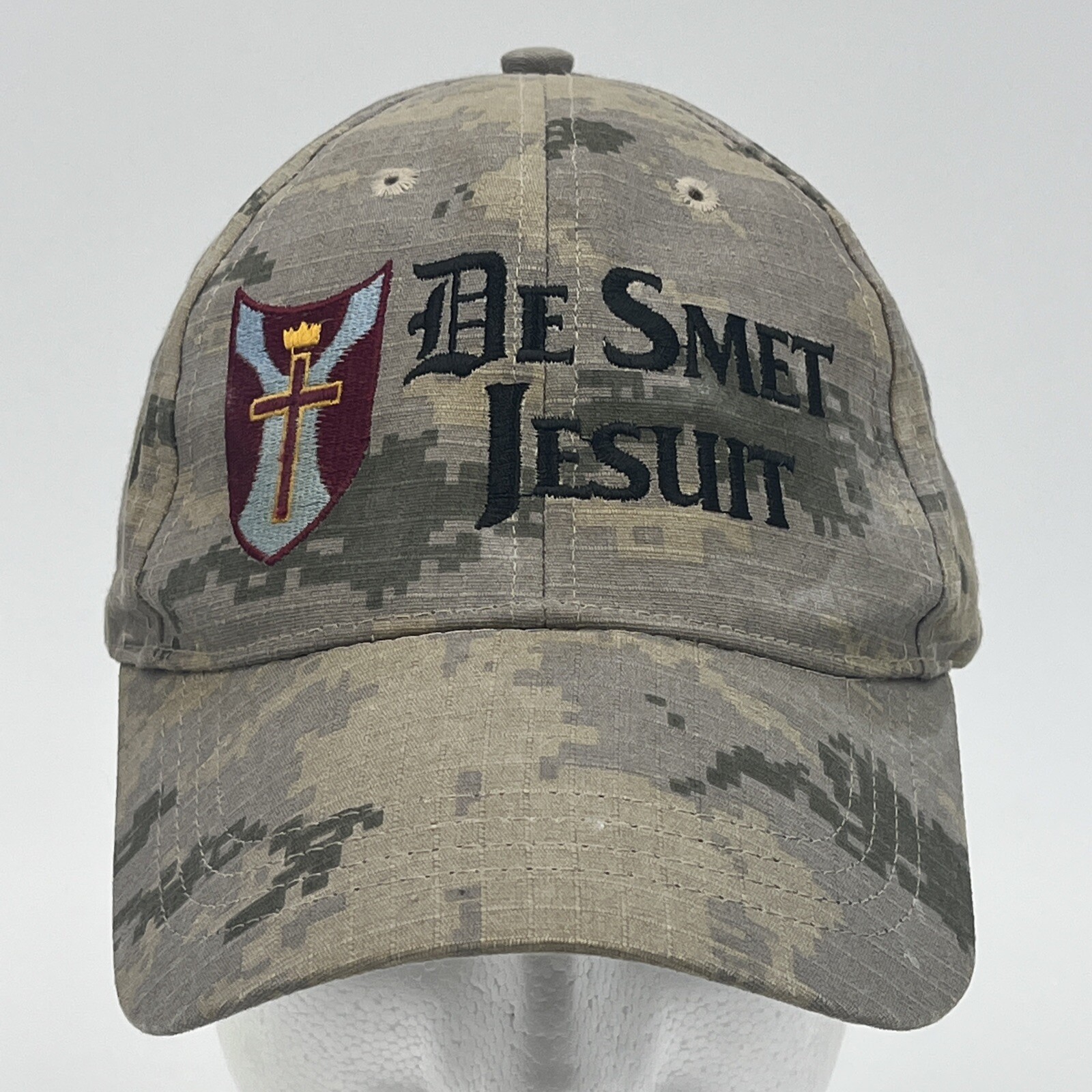 De Smet Jesuit St Louis School Cap - StrapBack Digita… - Gem