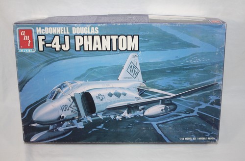 1/48 AMT/ERTL #8878 F-4J Phantom VF-102 Diamondbacks | eBay