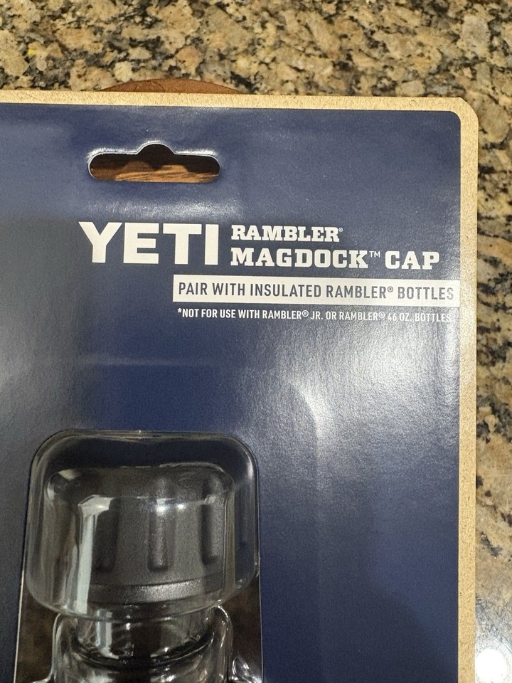 Yeti Rambler Mag Dock Cap Paired w/Insulated Rambler Bottles (Brand New ...
