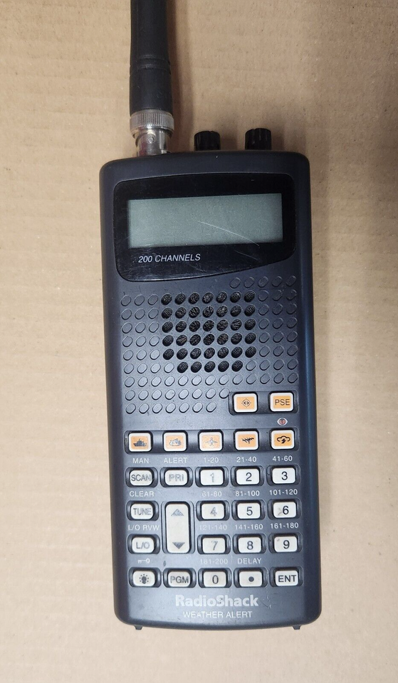 RADIOSHACK PRO-404 200 CHANNEL HANDHELD SCANNER W WEATHER ALERT 20-404 ...