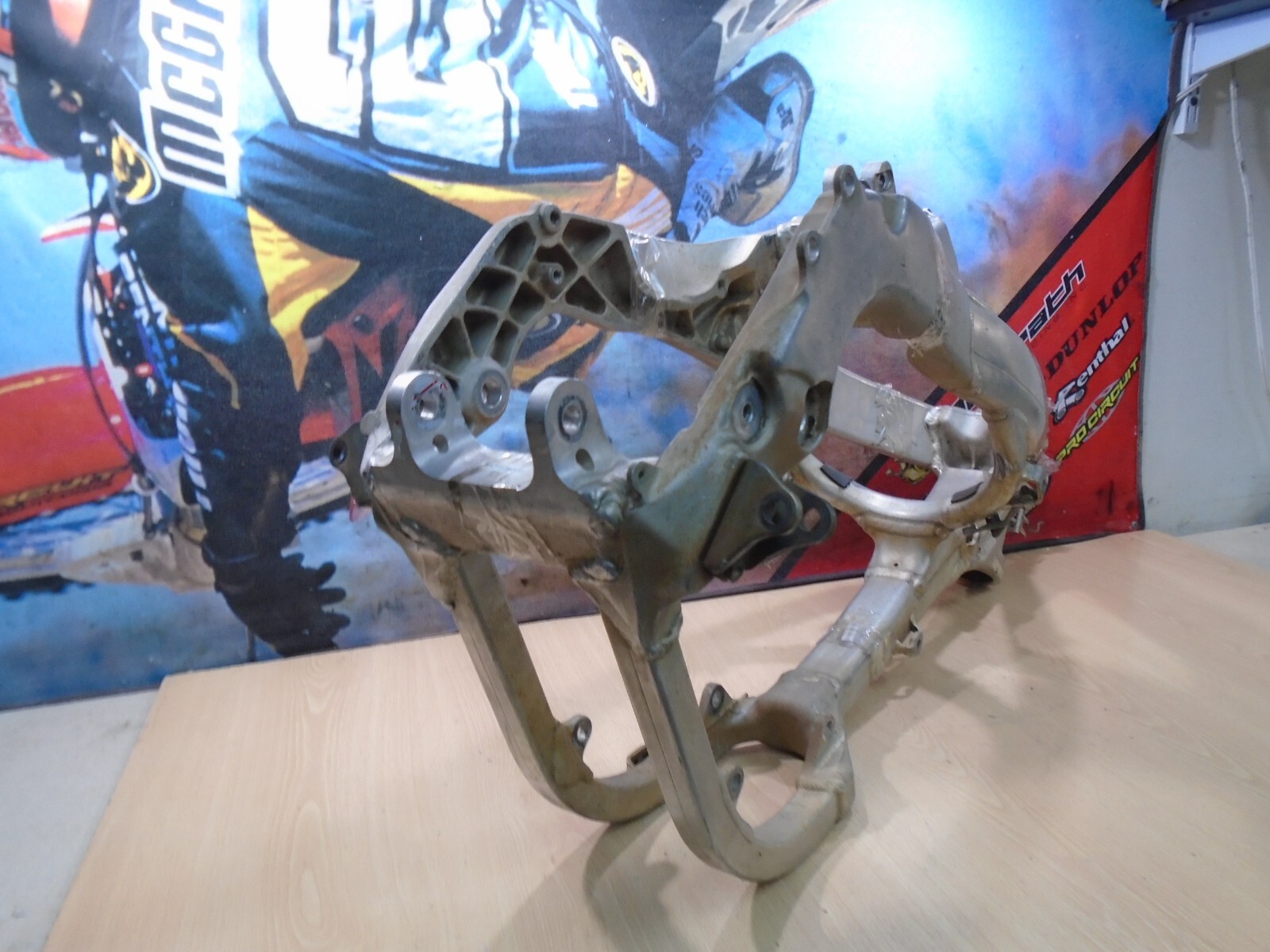 2004 HONDA CRF 250R FRAME (E) 04 CRF250R 250 04 0- 07 | eBay