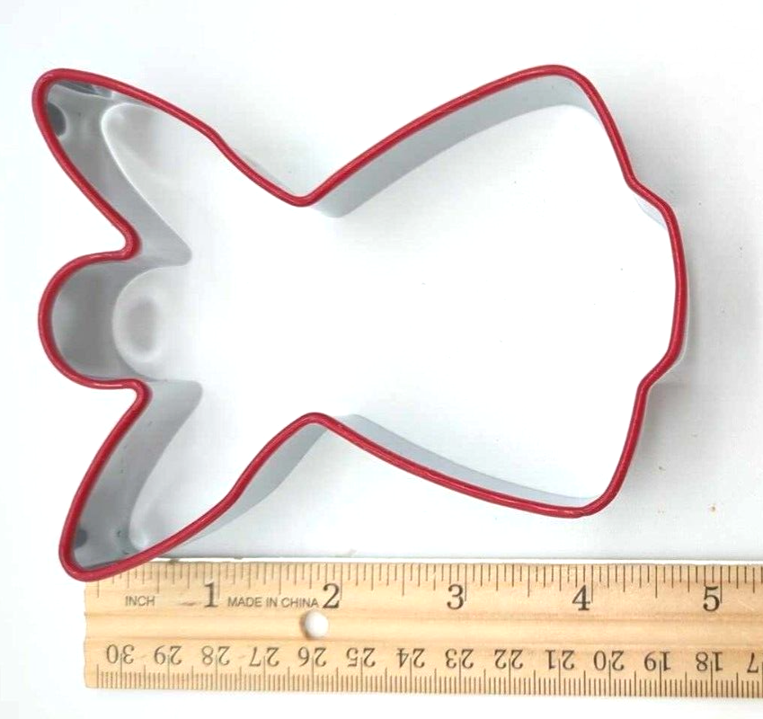 Set of Three Angel Shaped Nesting Cookie Cutters Red Slip Resistant ...