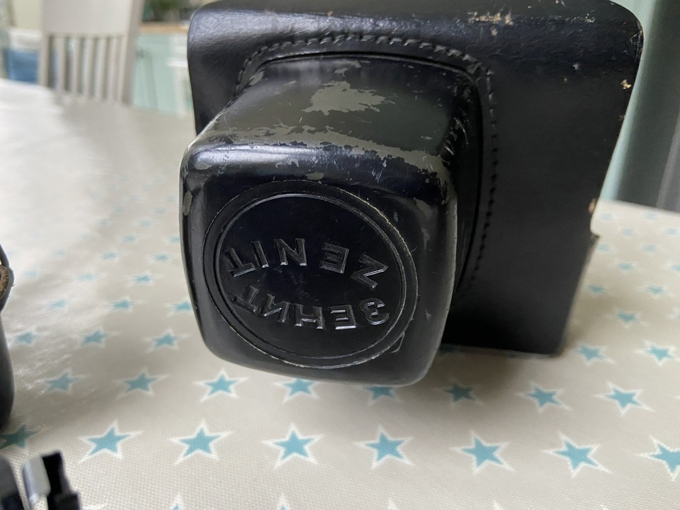 ZENIT EM 1 Moscow 1980 Olympics Edition 35mm SLR Camera + Helios 44M ...