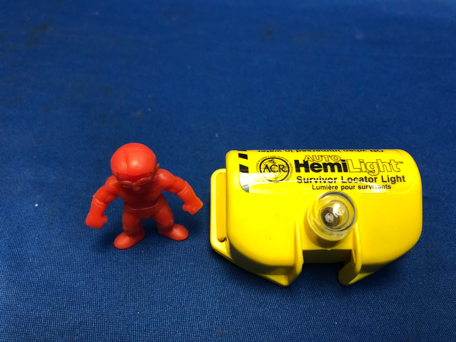 ACR Technologies HL8-9A 3766 HemiLight Personal Emergency Locator Light ...