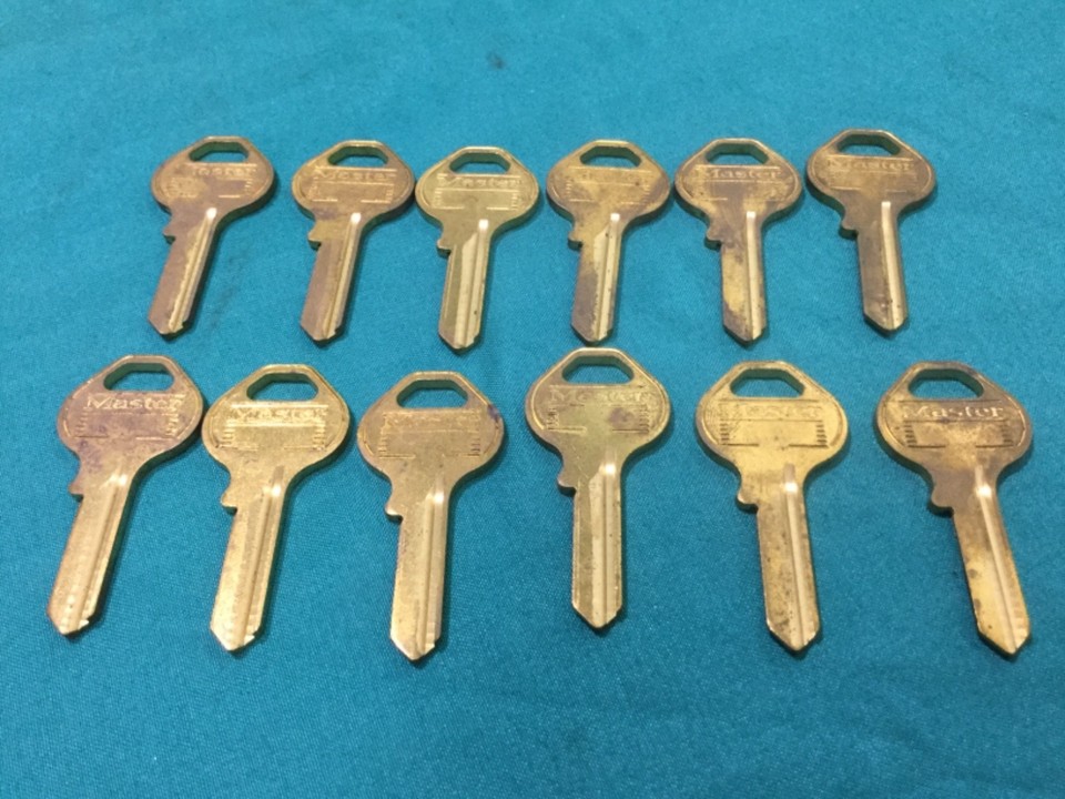 Master Lock Original, M10 Key Blanks, Set of 12 - Locksmith | eBay
