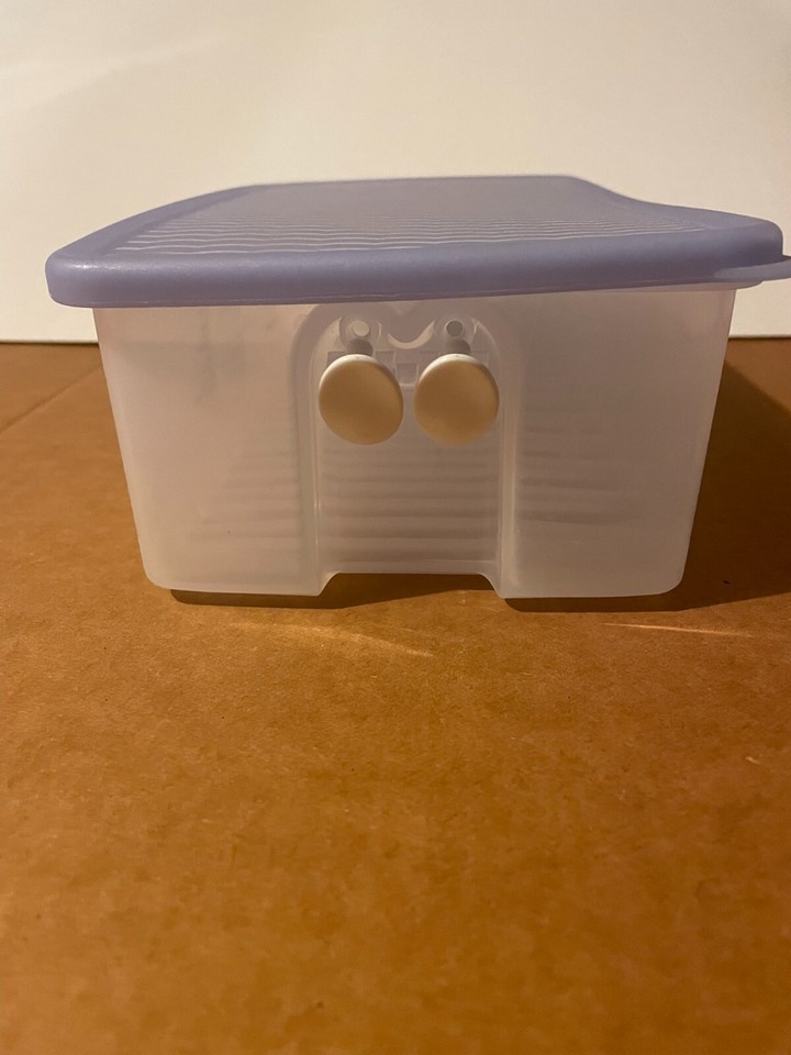 TUPPERWARE FridgeSmart Large Vented Container Sheer w / Blue Seal ...