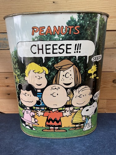 Vintage Cheinco 1966 Peanuts Metal Trash Can - Charlie Brown & Snoppy ...