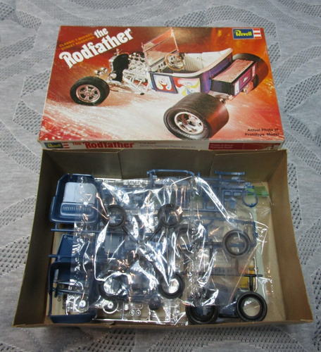 Vintage -REVELL "THE RODFATHER" Classic T-Bucket Street Roadster - Kit ...