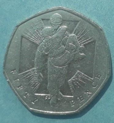 2006 50P COIN RARE HEROIC ACT MAN 60 YEARS SINCE END OF WW2 FIFTY PENCE ...