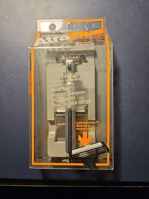 Gillette Atra Plus Metal Razor w/ 2 Cartridges (1987 Vintage) Mint ...