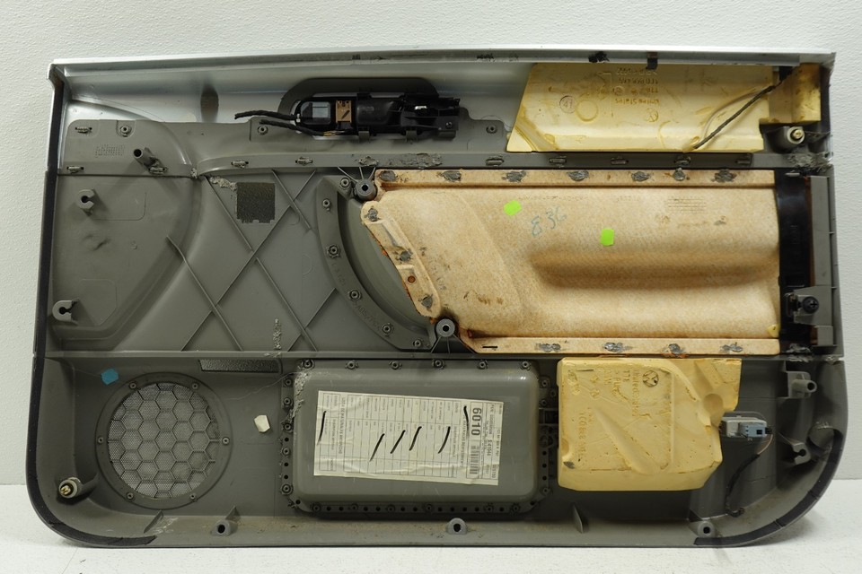 1998-2010 VW OEM Volkswagen Beetle Hardtop Coupe Front Door Panels Grey ...