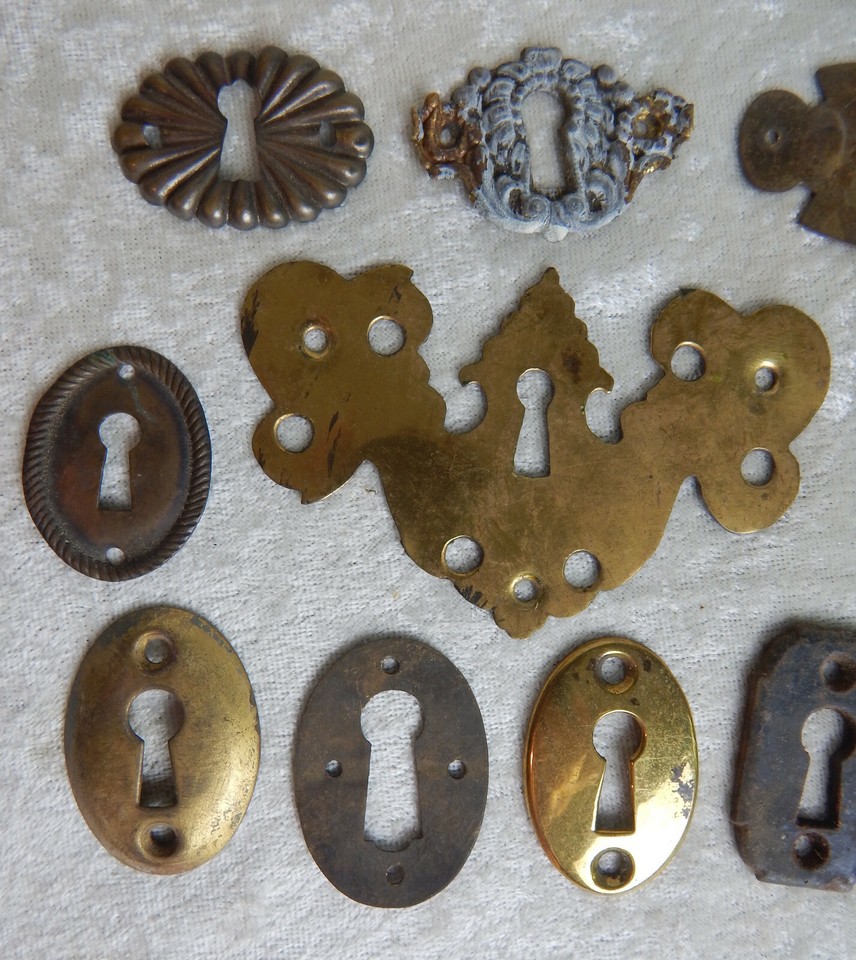 LOT ANTIQUE KEY HOLES ESCUTCHEON SKELETON BRASS CAST IRON LOCK HARDWARE ...