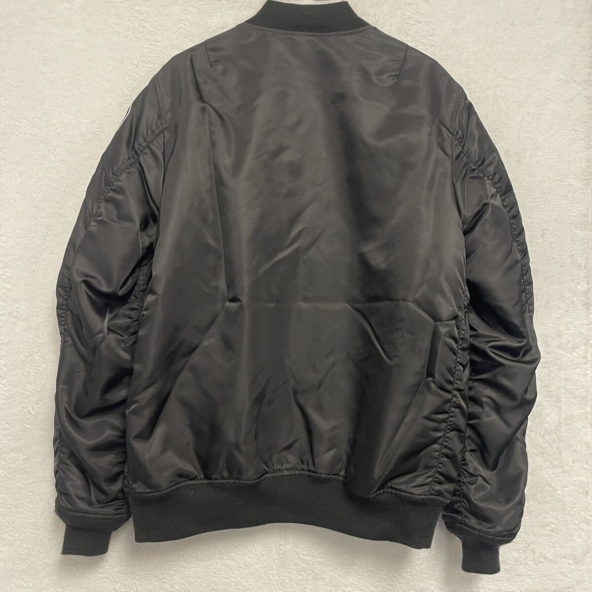s-l1200.jpg s-l1200.jpg