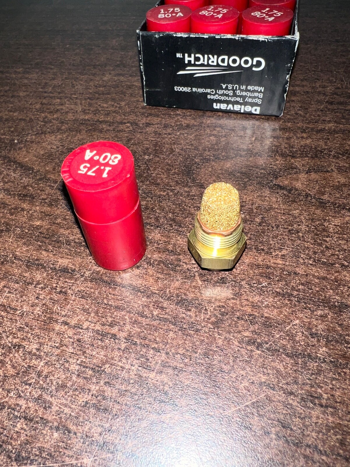 NEW BOX OF 12 1.75 80° A DELAVAN OIL BURNER NOZZLES B80 | eBay