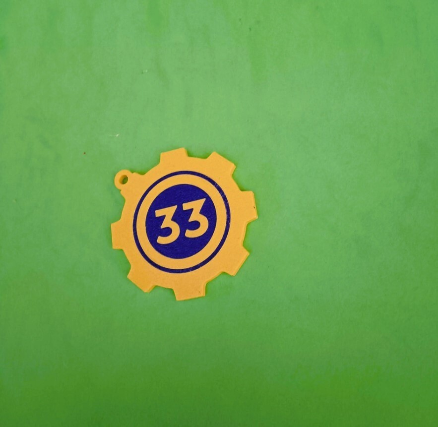Fallout Vault 33 Keychain. 3D Printed | eBay