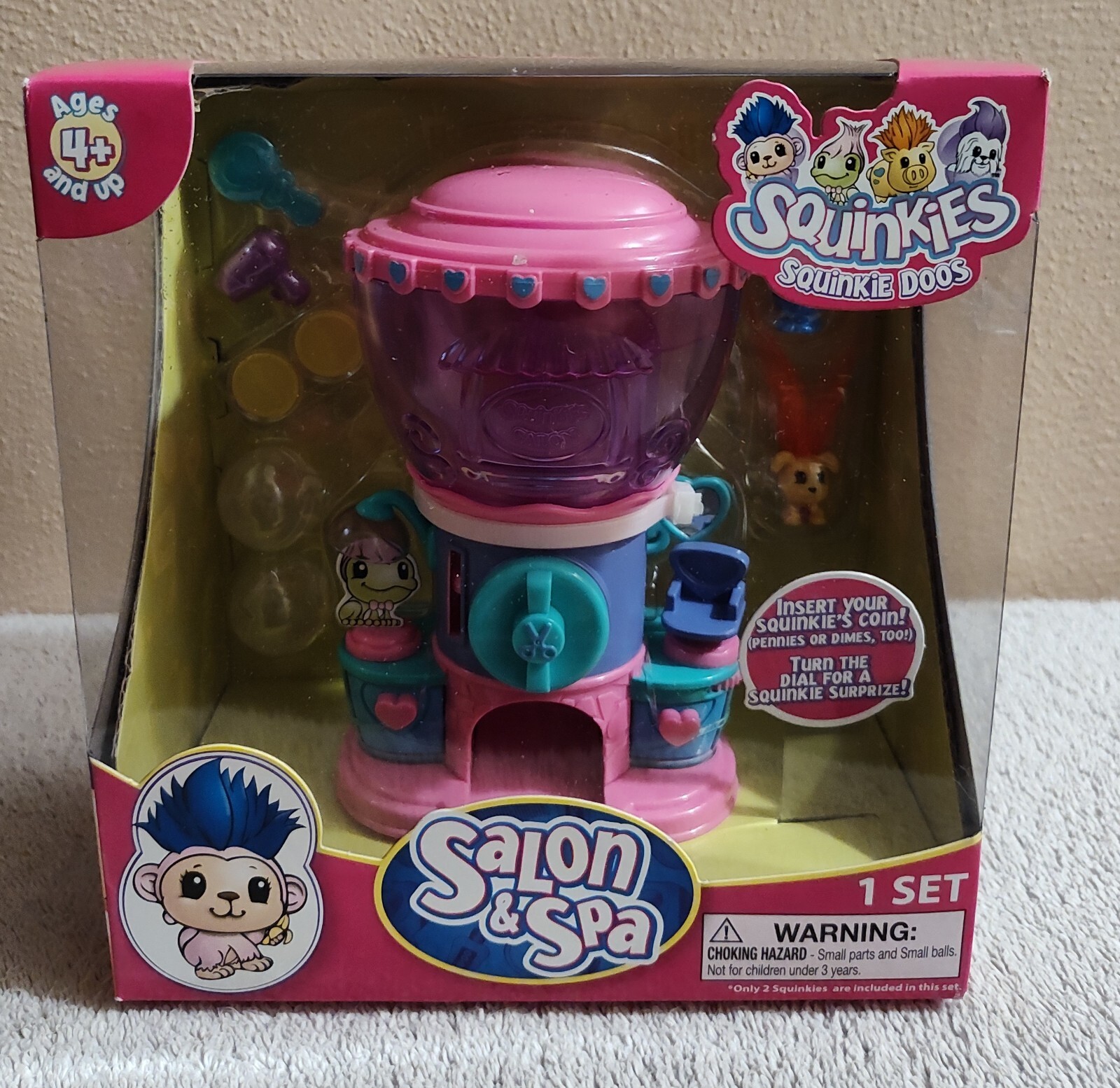 Squinkies Salon & Spa Dispenser w/ 2 Squinkie Doos Approximately 6 ...