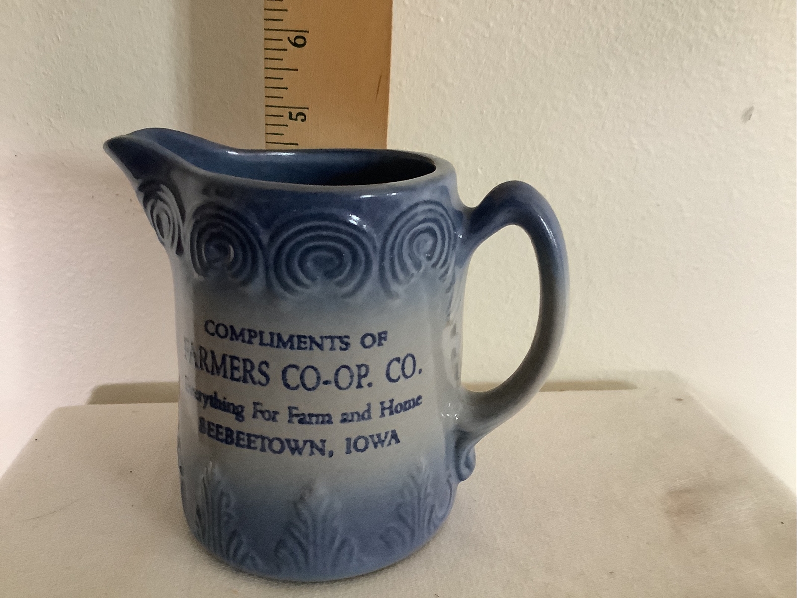 BLUE WHITE RED WING STONEWARE ADVERTISING BEEBEETOWN IOWA PITCHER ...