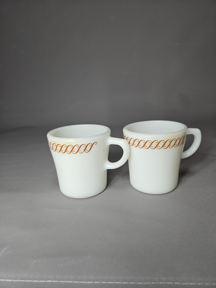 Vtg Pyrex Tableware by Corning Milk Glass Regency Gold Waffle House 2 ...