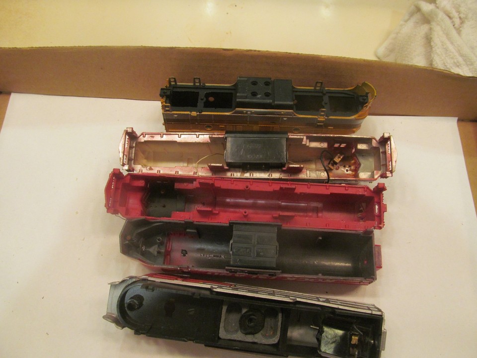 HO Scale- Vintage Diesel Engine Shells, Lot of 5. For Parts or Repair ...