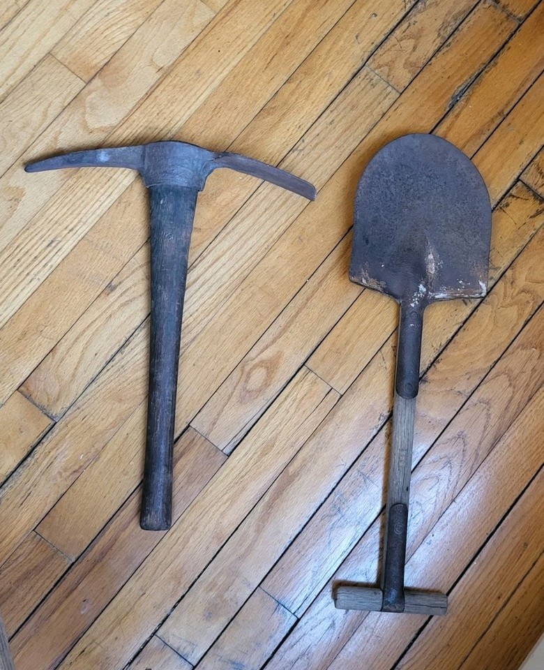 WWI WWII Shovel & Pickaxe US ARMY M1910 PICK AX MATTOCK US ALL ORIGINAL ...