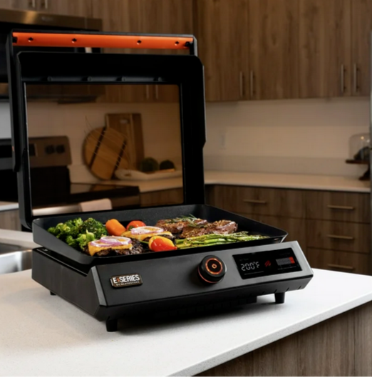 Blackstone Indoor/Outdoor Portable Electric Tabletop Griddle with Hood ...