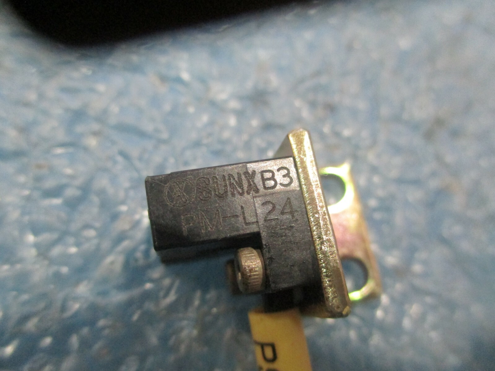 SunX Model: PM-L24 Micro Photoelectric Sensor | eBay