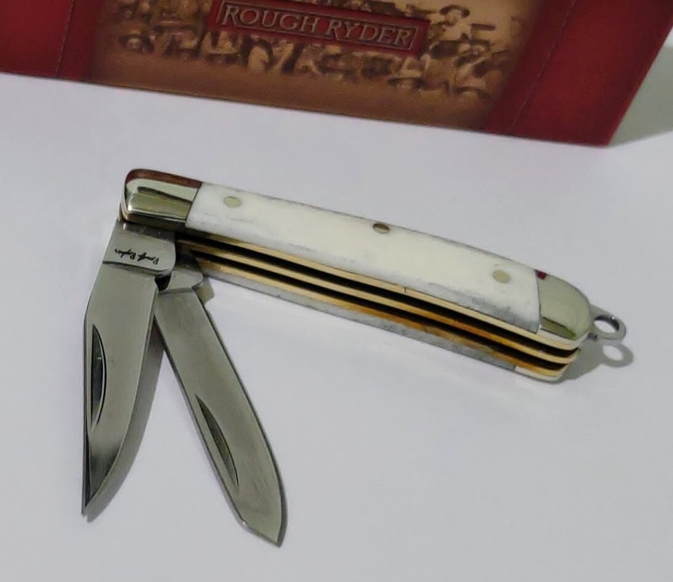 LOT 2 KNIVES VINTAGE YELLOW RAZOR WHITE BONE TRAPPER HUNTING POCKET ...