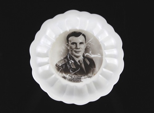Yuri Gagarin Soviet cosmonaut PLATE Rare Vintage Soviet Space USSR | eBay