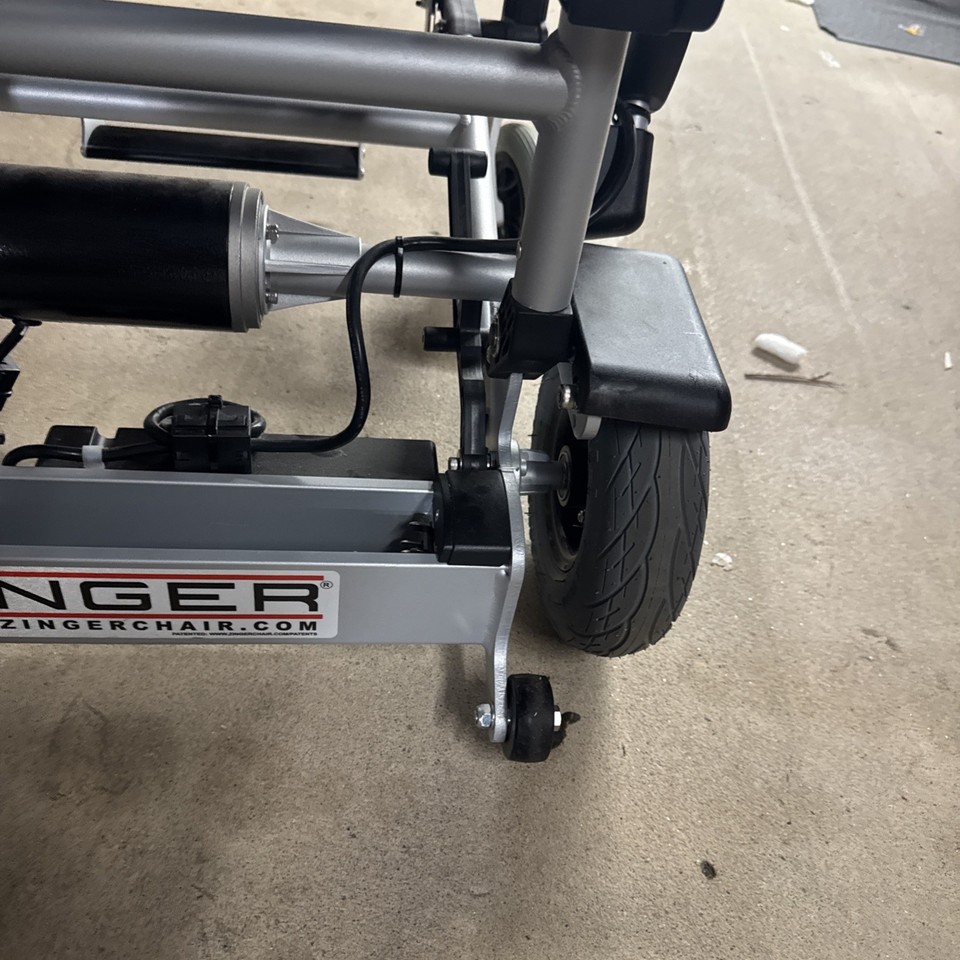 Zinger ZR 10.1 Powered Folding Chair FOR PARTS/REPAIR LOCAL PICKUP ONLY ...