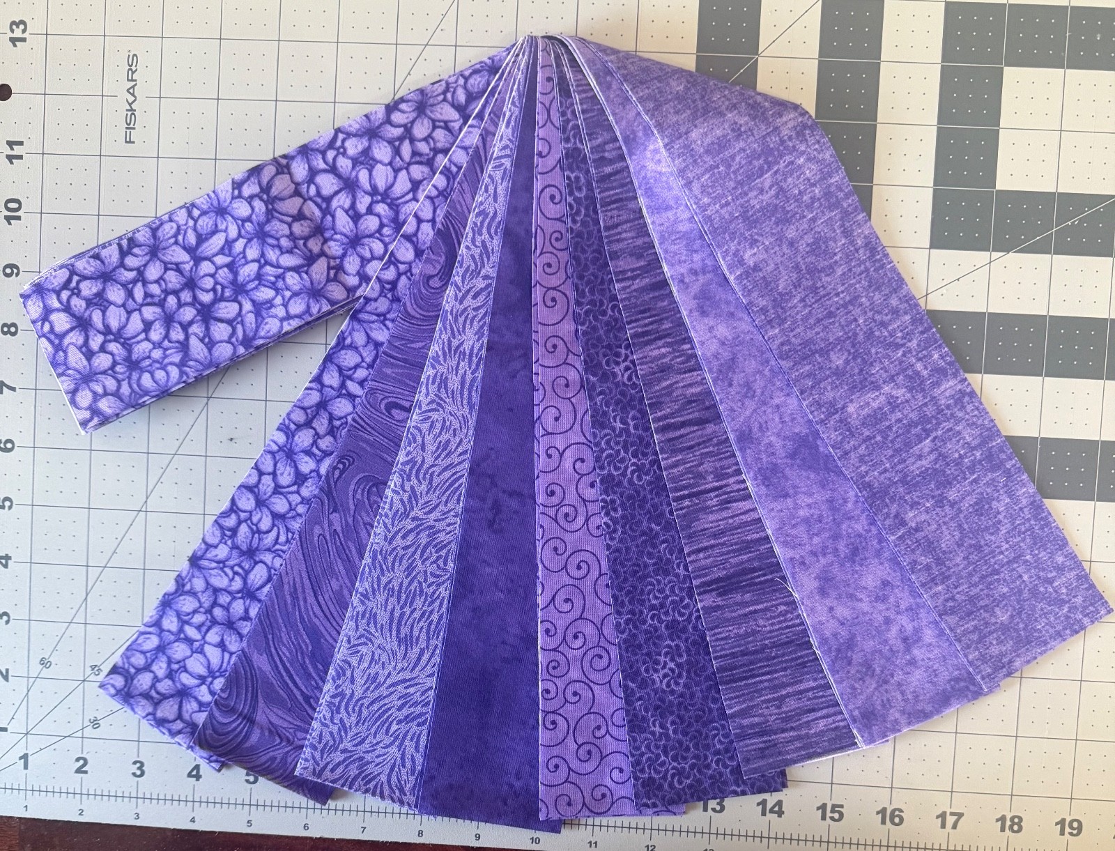 18 Piece Jelly Roll - ALL PURPLE - 9 Colors - 2 Of Each Color | eBay