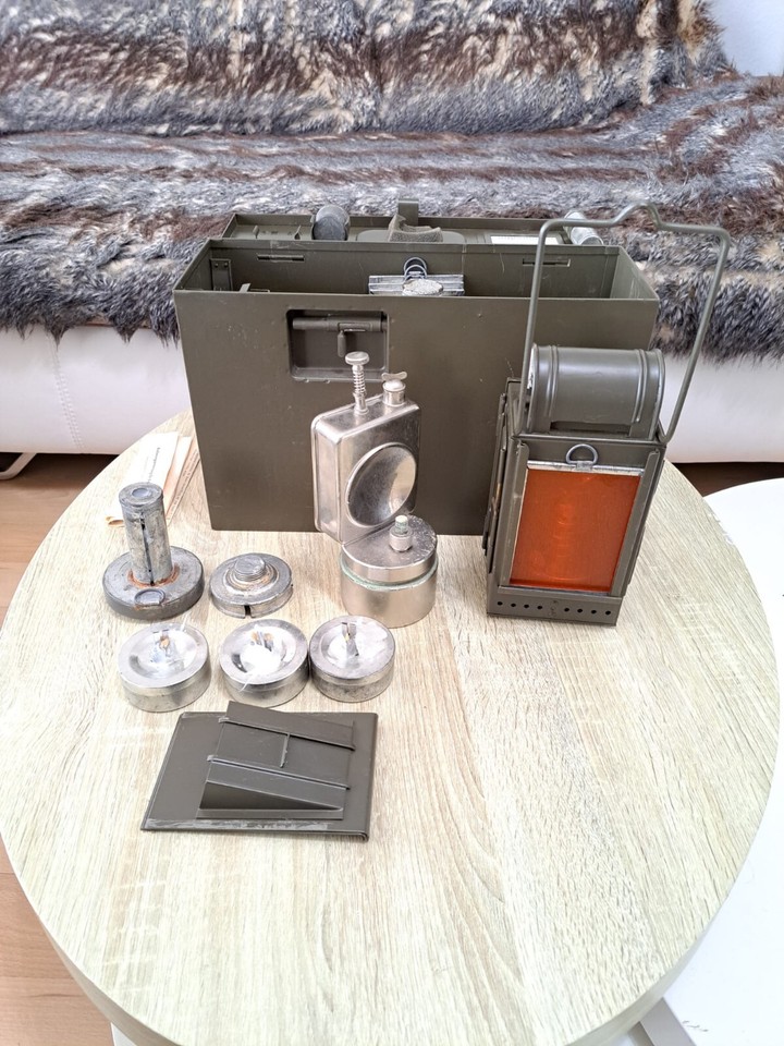 VINTAGE 3 in 1 LANTERN SWISS ARMY Kerosene/ Oil Carbide Candles EXTR ...